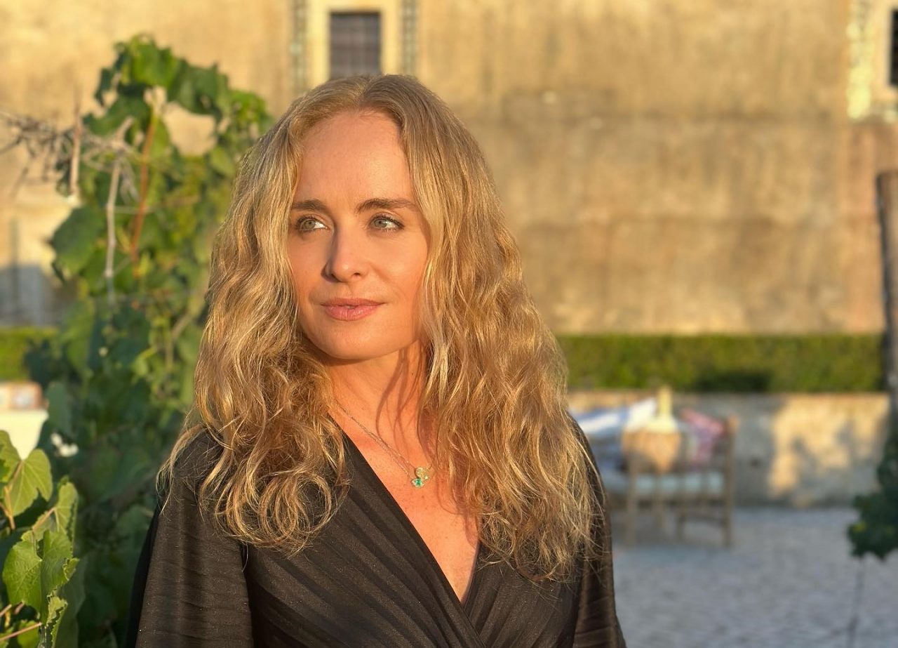 Angélica relata assédio no início da carreira: 'Ele era adulto e, eu ...