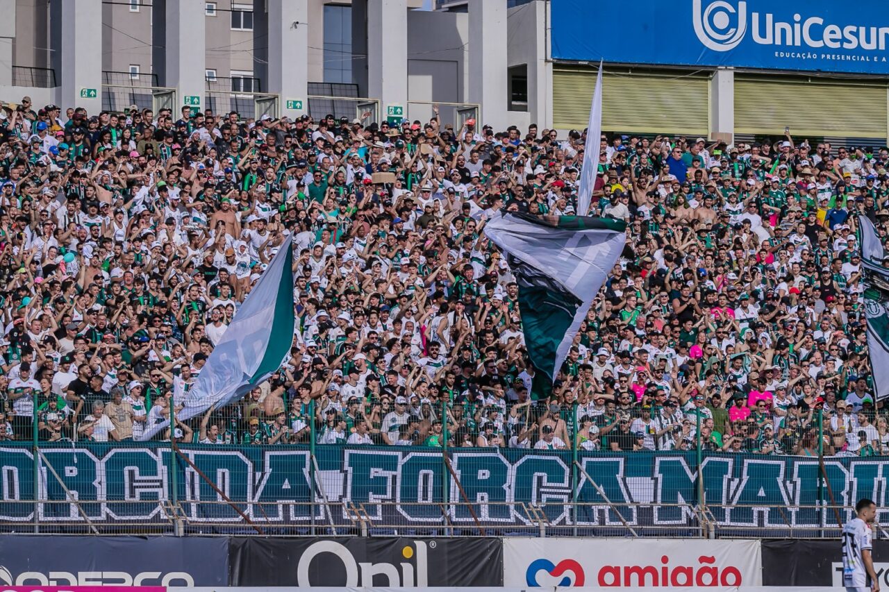 Torcida do MFC esgota ingressos disponíveis no Germano Krüger