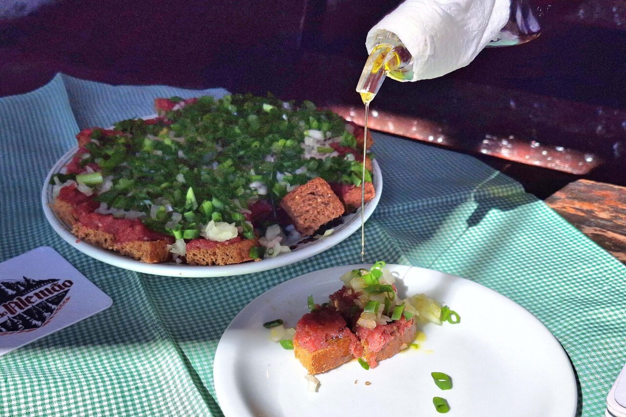 Carne de onça: prato típico no Paraná entra em ranking das melhores ...