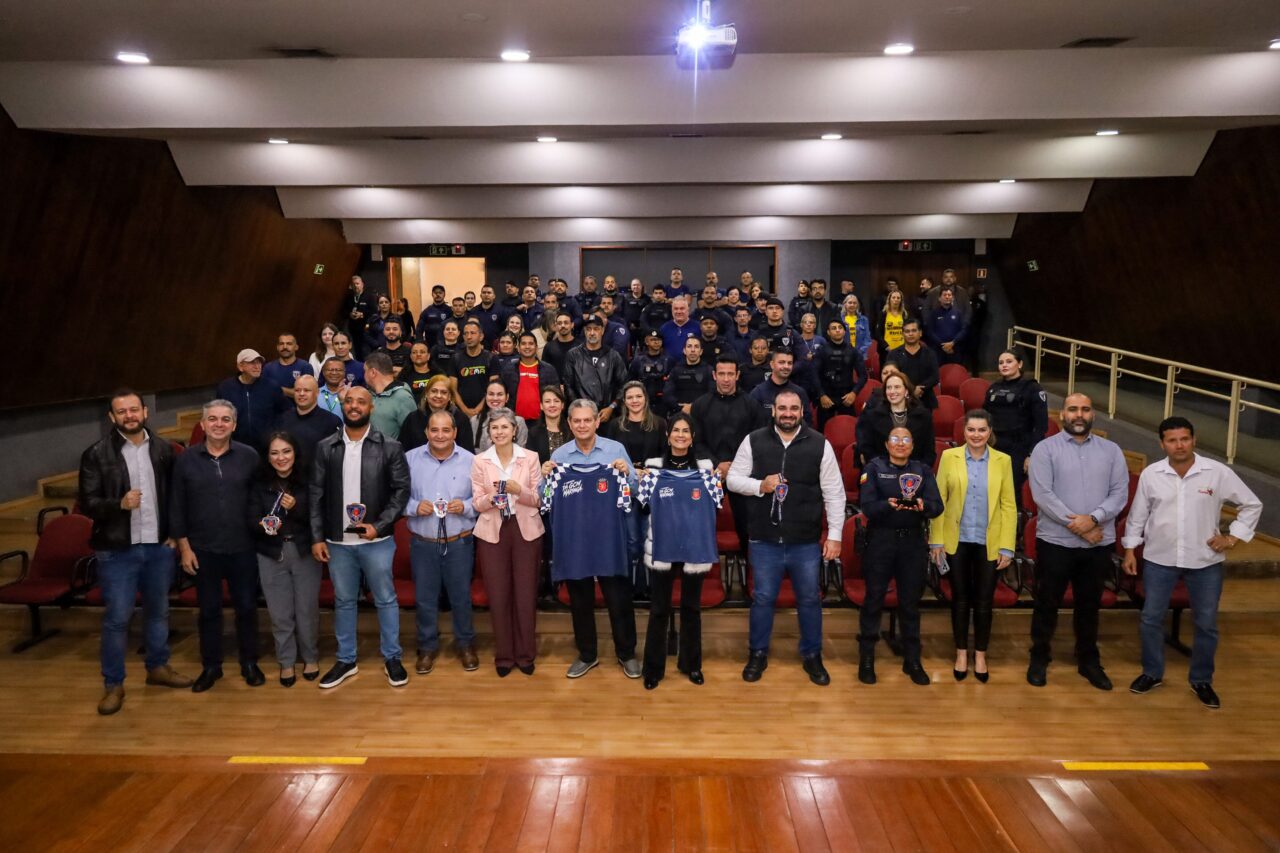 Para aproximar Guarda Civil e comunidade, Prefeitura de Maringá lança ...